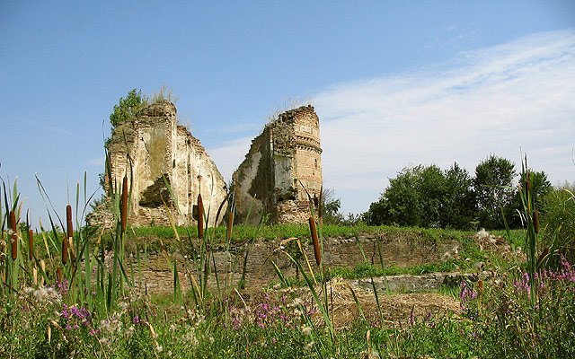 Monumente mai puțin cunoscute din Prahova (I). Biserica Albă și ...
