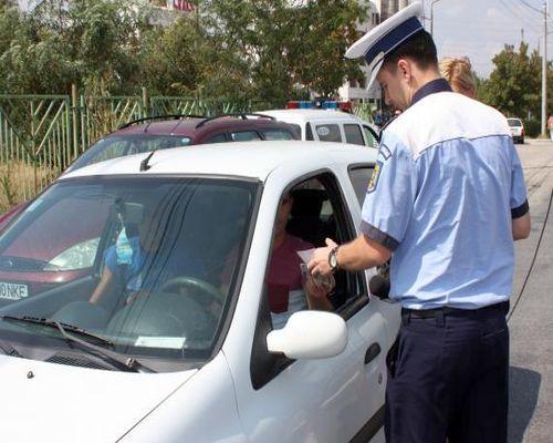 Bucureștean de 35 de ani reținut după ce a fost prins băut și fără ...