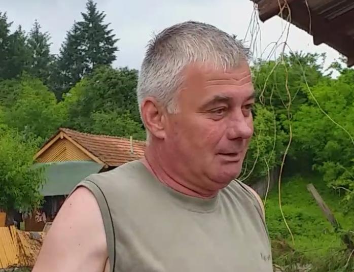 Cum arată localitățile Lapoș și Lăpoșel după viitură. „M-am refugiat în ...