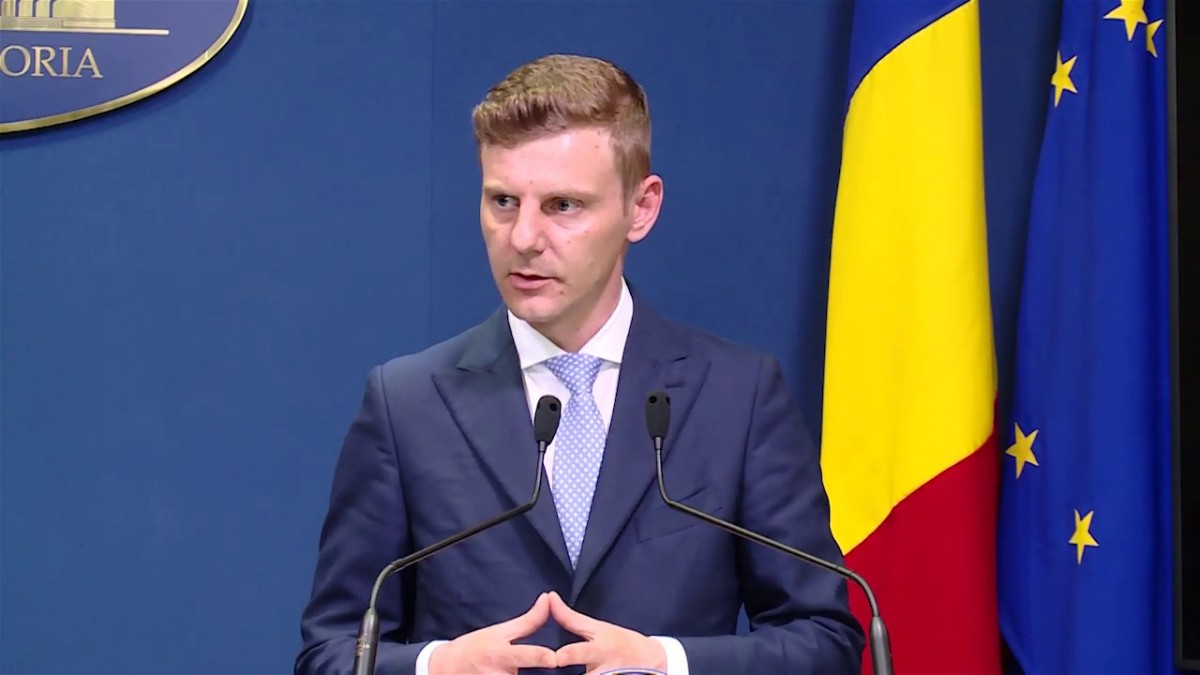Diplomații promovați pe principiul PCR (pile, cunoștințe și relații) de ...