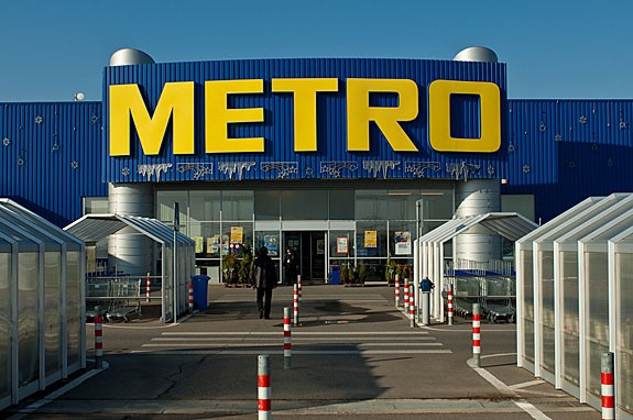 Efectul carantinei de weekend din Păulești: Magazinul Metro se închide ...