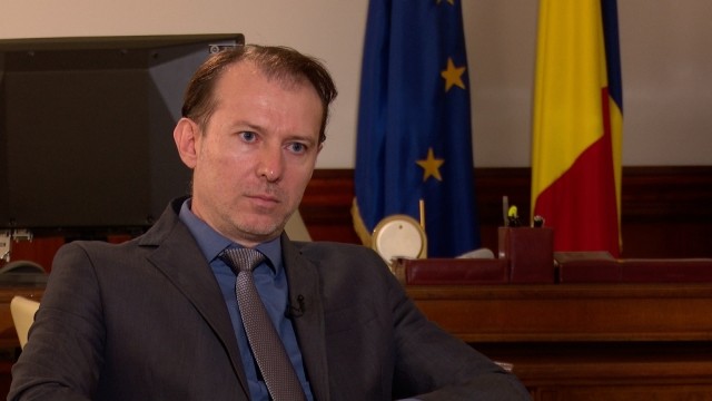 Premirul Cîțu se gândește să majoreze salariul minim, începând cu 1 ...