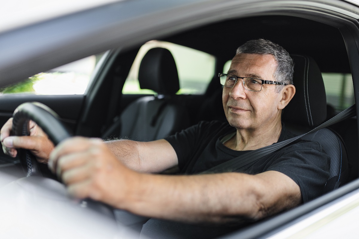 American de 77 de ani a fost prins conducând în Câmpina fără permis ...