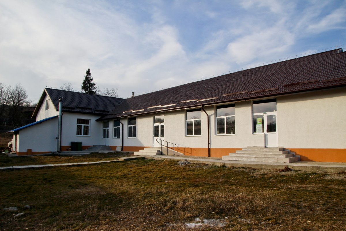 Comuna din Prahova cu cel mai mic număr de locuitori din județ a ...