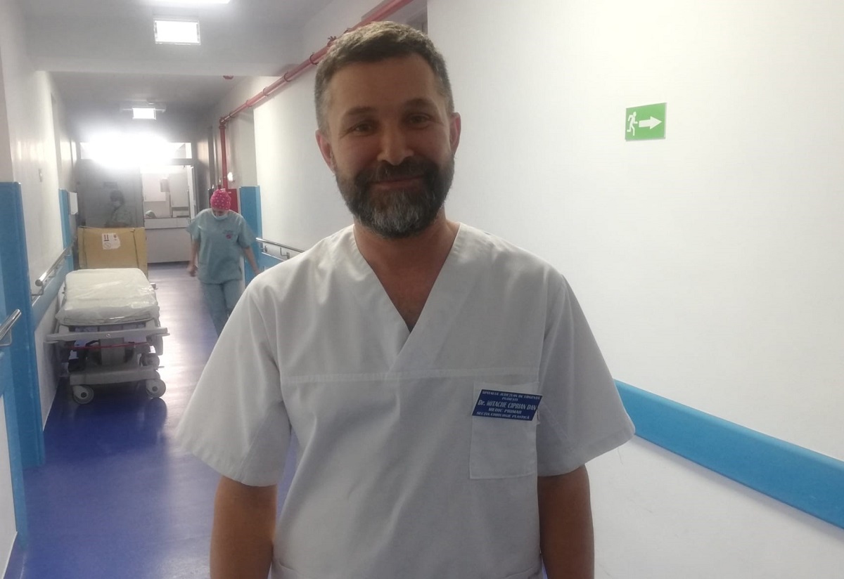 „Reconstrucția fizică a unui om desfigurat este ca un puzzle”. Interviu ...