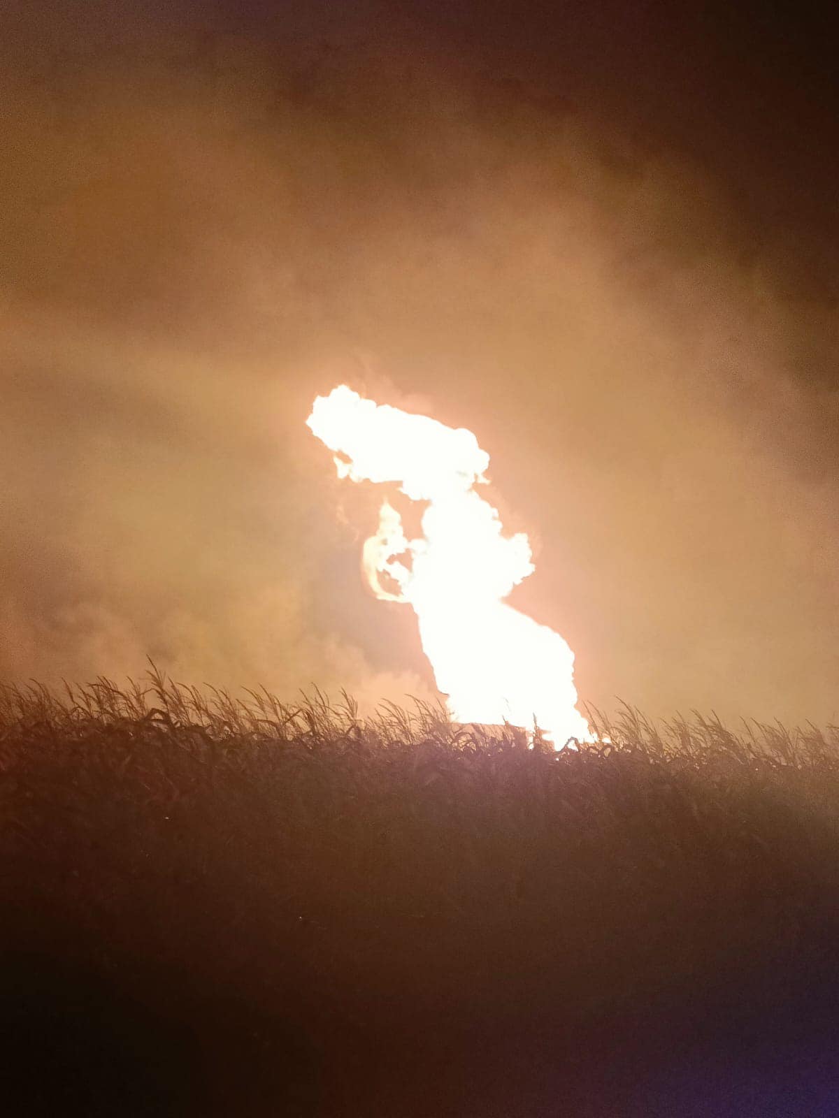 Noi imagini cu explozia de la magistrala de gaze de la Călimănești ...