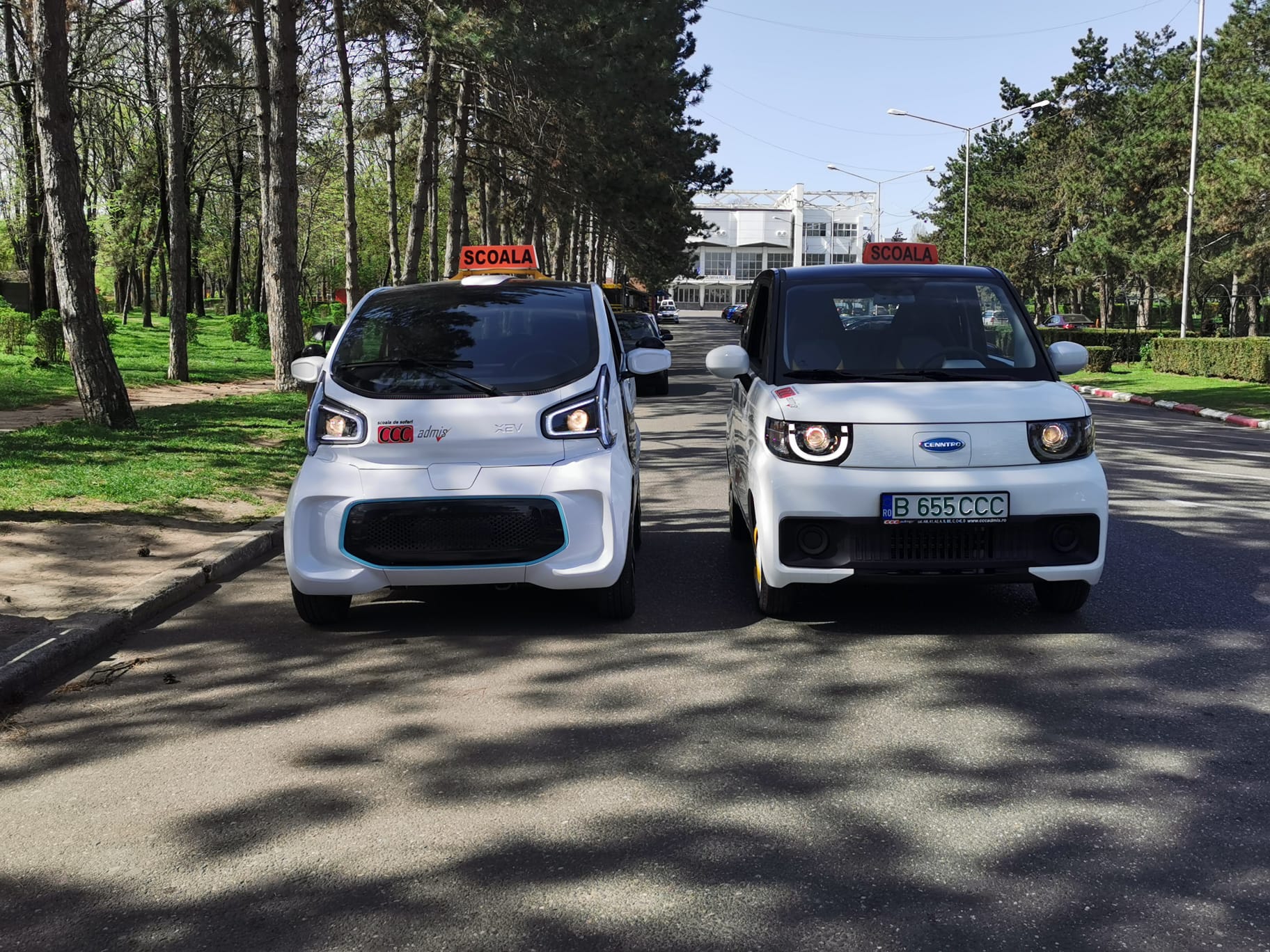 Permis categoria B1 (de la 16 ani) cu mașini electrice de ultimă ...