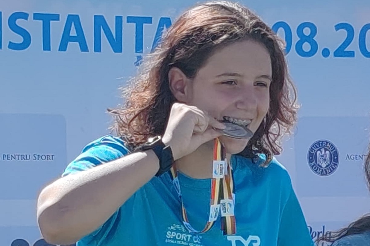 Alexandra Constantin, de la CSS Ploiești, a devenit vicecampioană ...