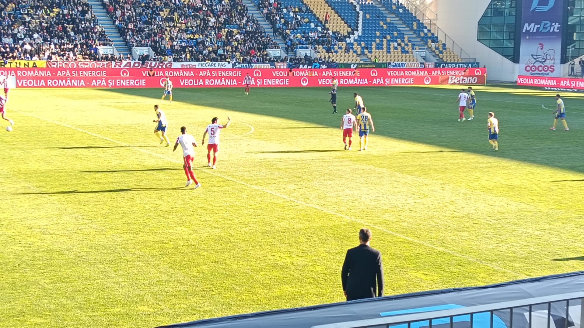 Petrolul Ploiești a remizat cu UTA Arad și rămâne cu șanse minime de a ...