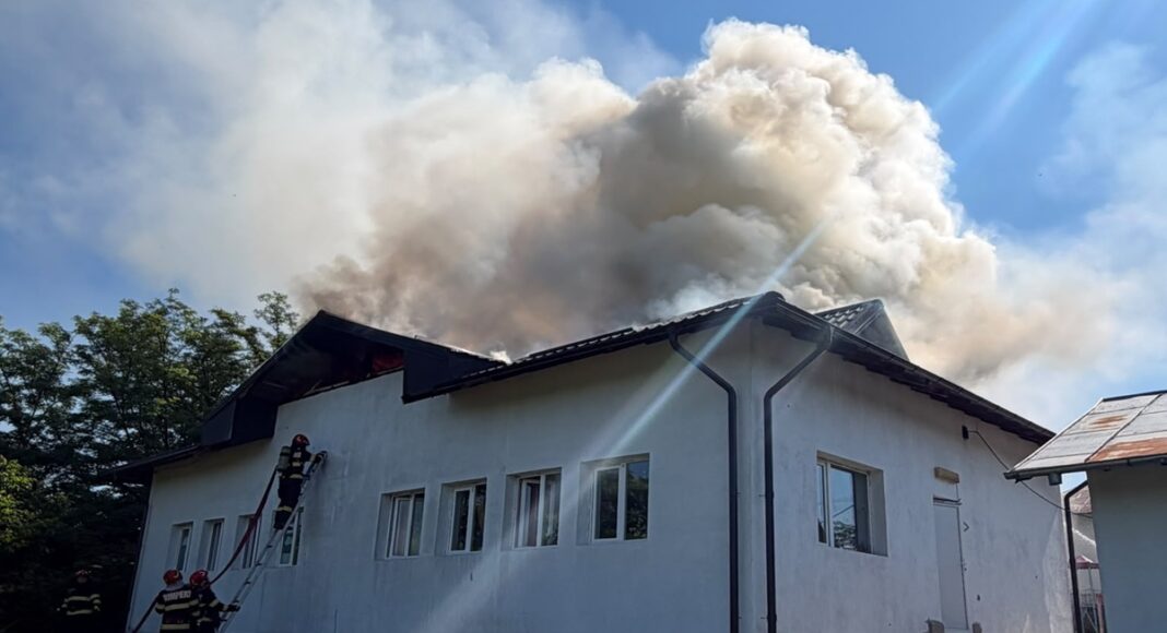 De la ce a luat foc grădinița din Gornet-Cricov - Observatorul Prahovean